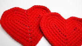 Crochet Heart Coaster - Bella Coco Crochet
