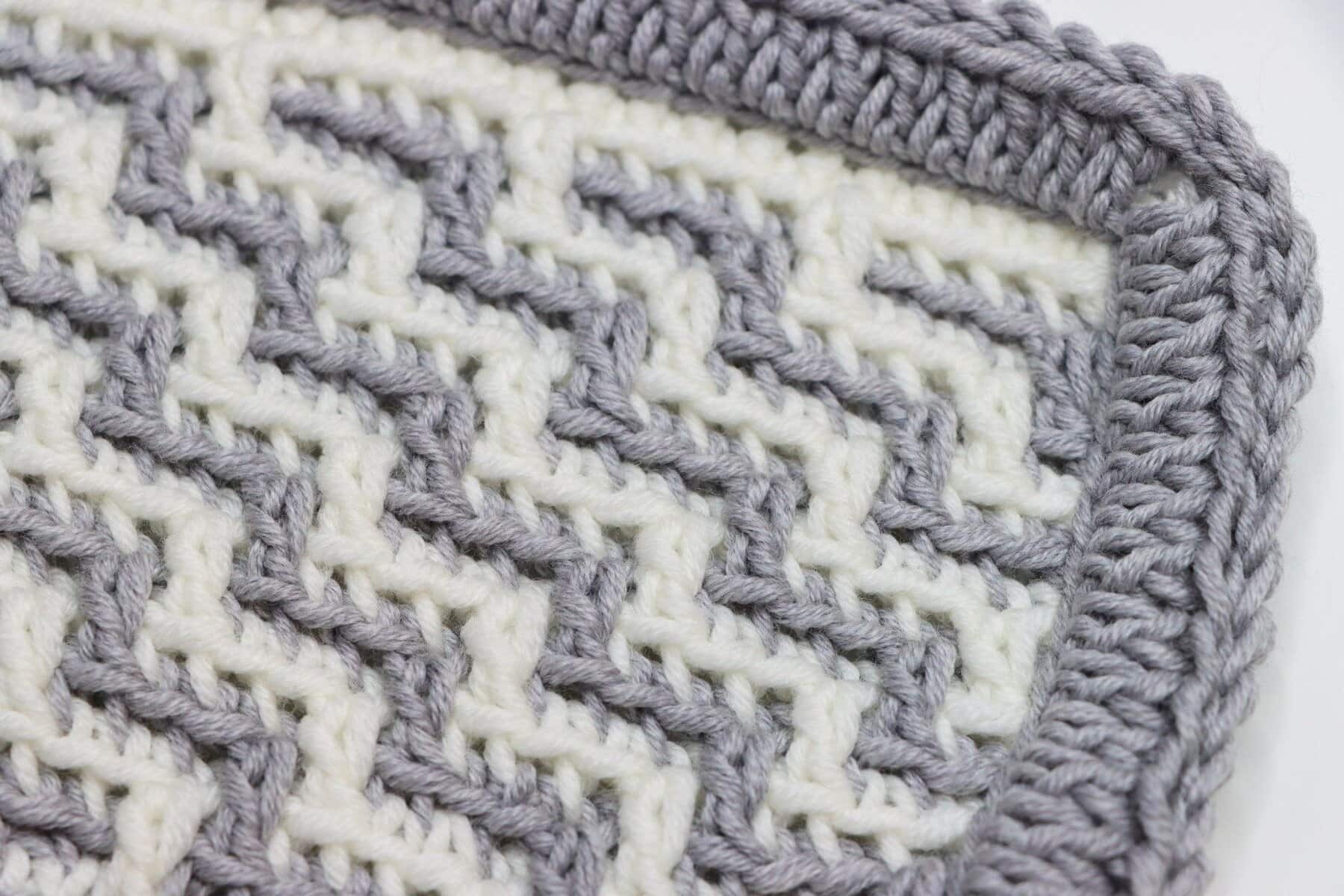 How to Crochet Overlay Mosaic: Free Chart & Tutorial - Bella Coco Crochet