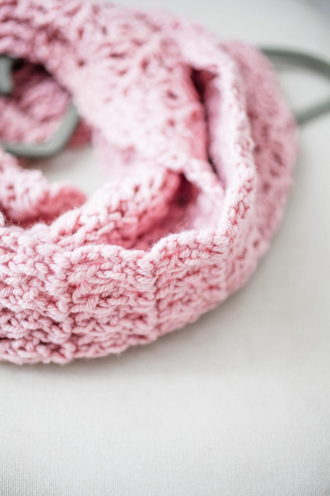 Learn How to Crochet an Infinity Scarf: Free Pattern - Bella Coco Crochet