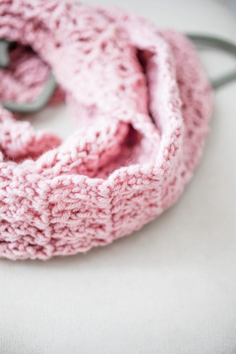 Learn How to Crochet an Infinity Scarf: Free Pattern - Bella Coco Crochet
