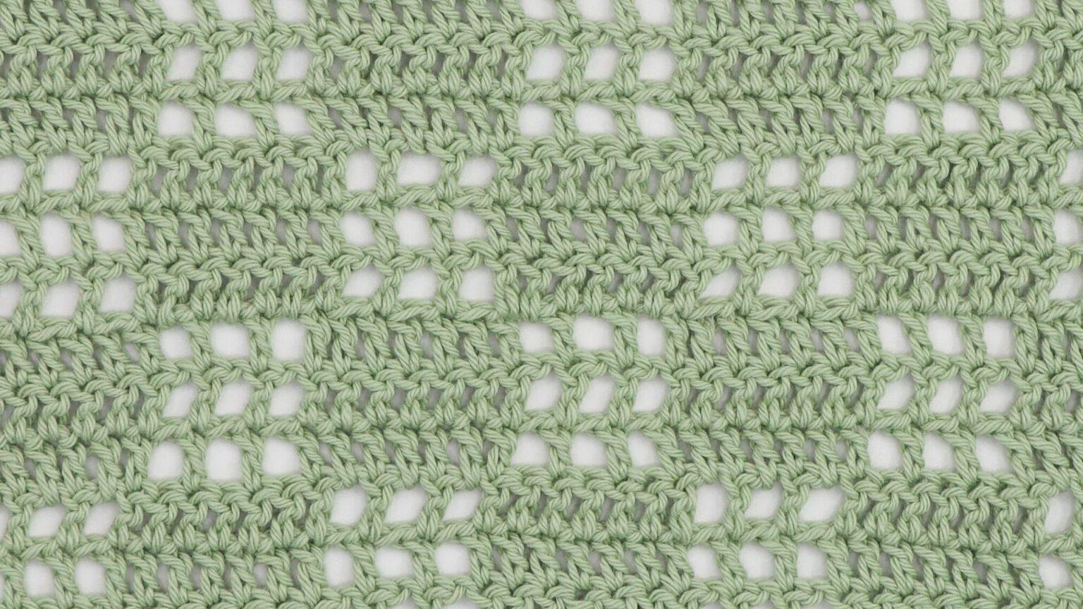 Learn How to Double Treble Crochet: FREE Stitch Pattern - Bella Coco ...