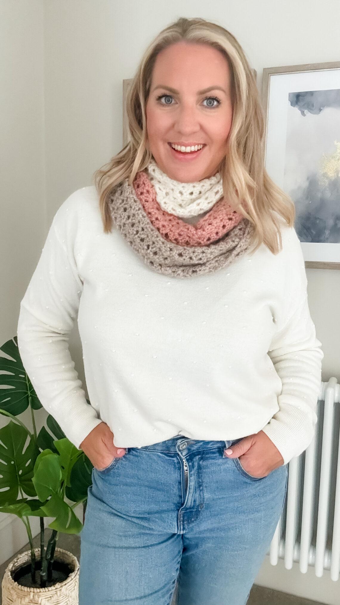 How to Crochet an Infinity Scarf: FREE Pattern - Bella Coco Crochet