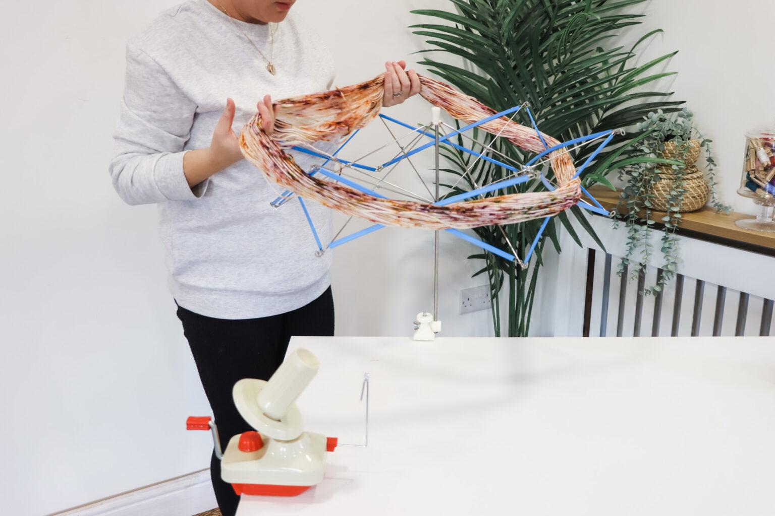 How to Use a Yarn Swift and Winder: A Step-by-Step Guide - Bella Coco ...