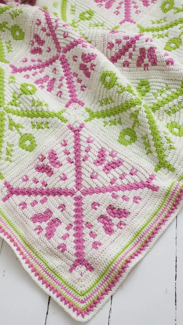 How to Crochet the Chevron Stitch: FREE Pattern - Bella Coco Crochet